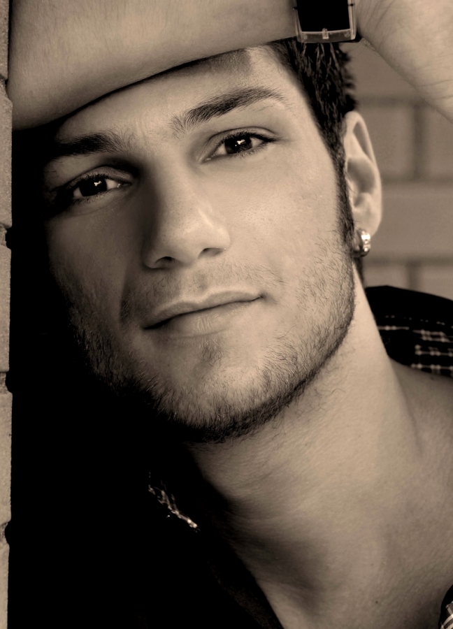 Il singolo di NAPO “Supereroe” ha superato le 500mila views!