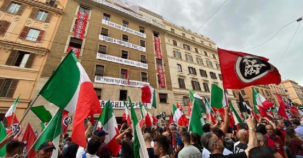 Casapound, dieci condanne per occupazione palazzo via Napoleone III a Roma